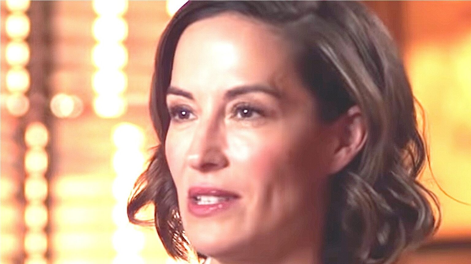 Dlaczego gubernator Perry z Yellowstone wygląda tak znajomo - 2024